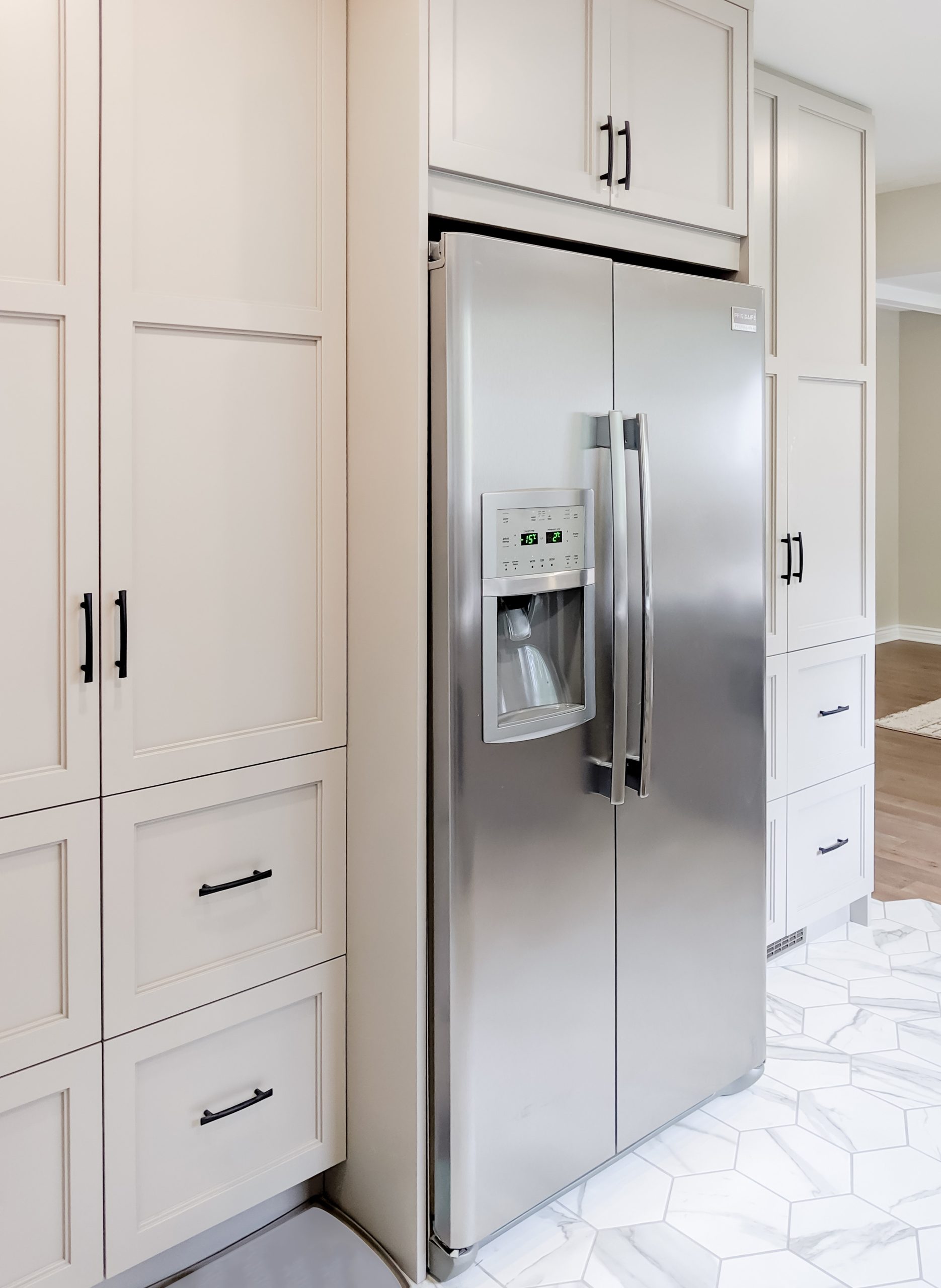 Nova, Silver Fox - Swedish Door Project Gallery