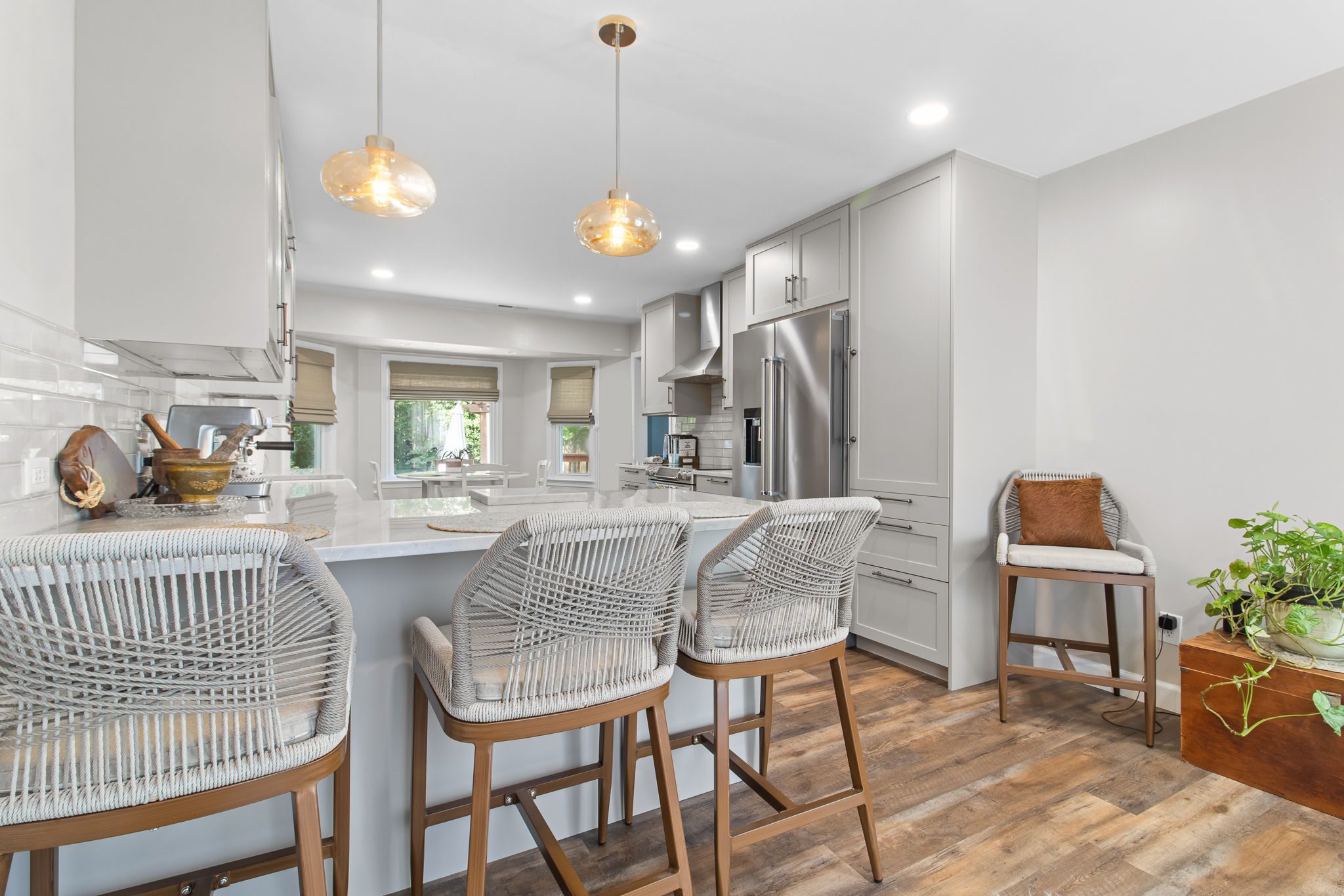 AART, Painted Silver Fox - Swedish Door